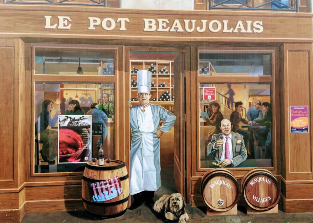 Fresque Des Lyonnais | See 30 Famous People On One Lyon Mural » Travel ...