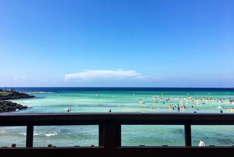 5 Awesome Things To Do On Hamdeok Beach On Jeju Island » Travel-Stained