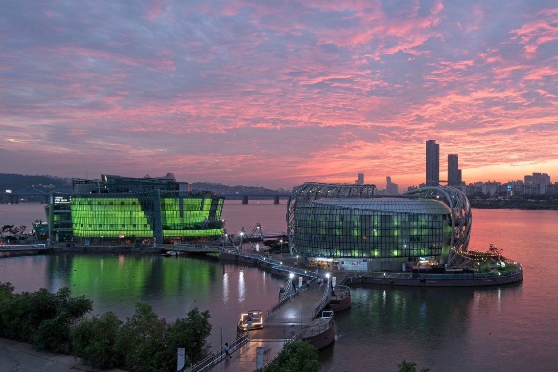 The Dazzling Banpo Bridge Rainbow Fountain | Current Schedule 2025 ...