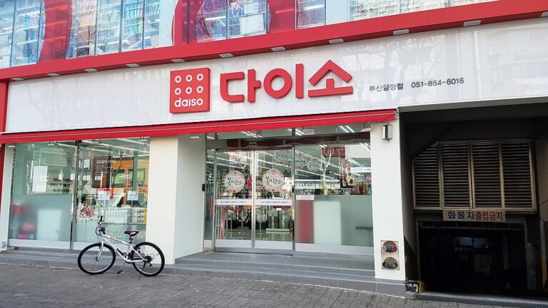 South Korea In November | Weather, What To Wear + Best Things To Do In ...