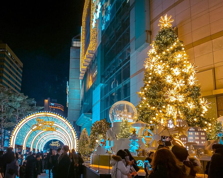 Vivaldi Park Snowy Land Guide 2025 / 26 | The Best Sled Park Near Seoul ...